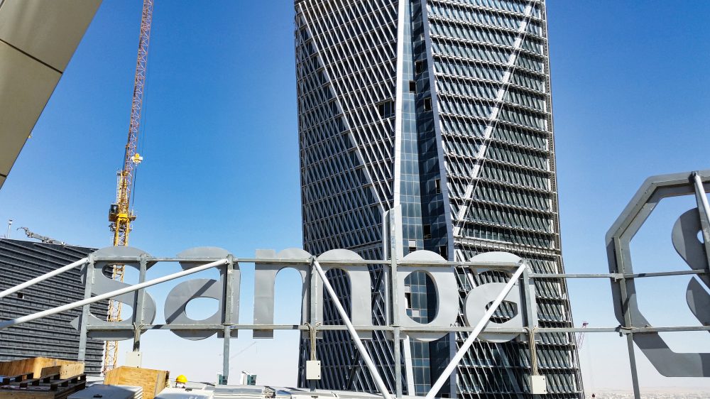 Aircraft Warning Lights | Aviation warning lighting - CEL